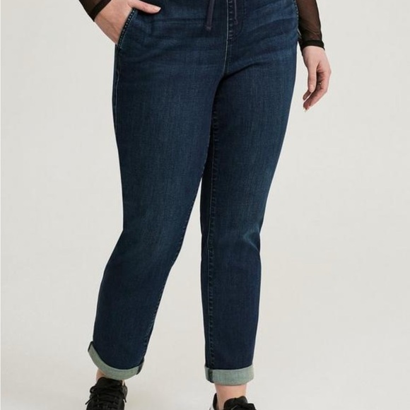 torrid | Jeans | Torrid Weekend Boyfriend Midrise Jeans | Poshmark
